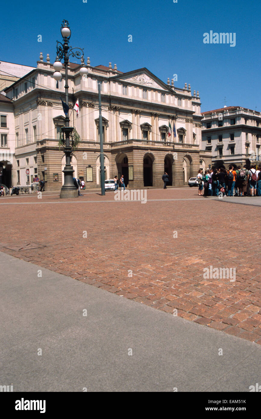 Scala theatre hi-res stock photography and images - Alamy