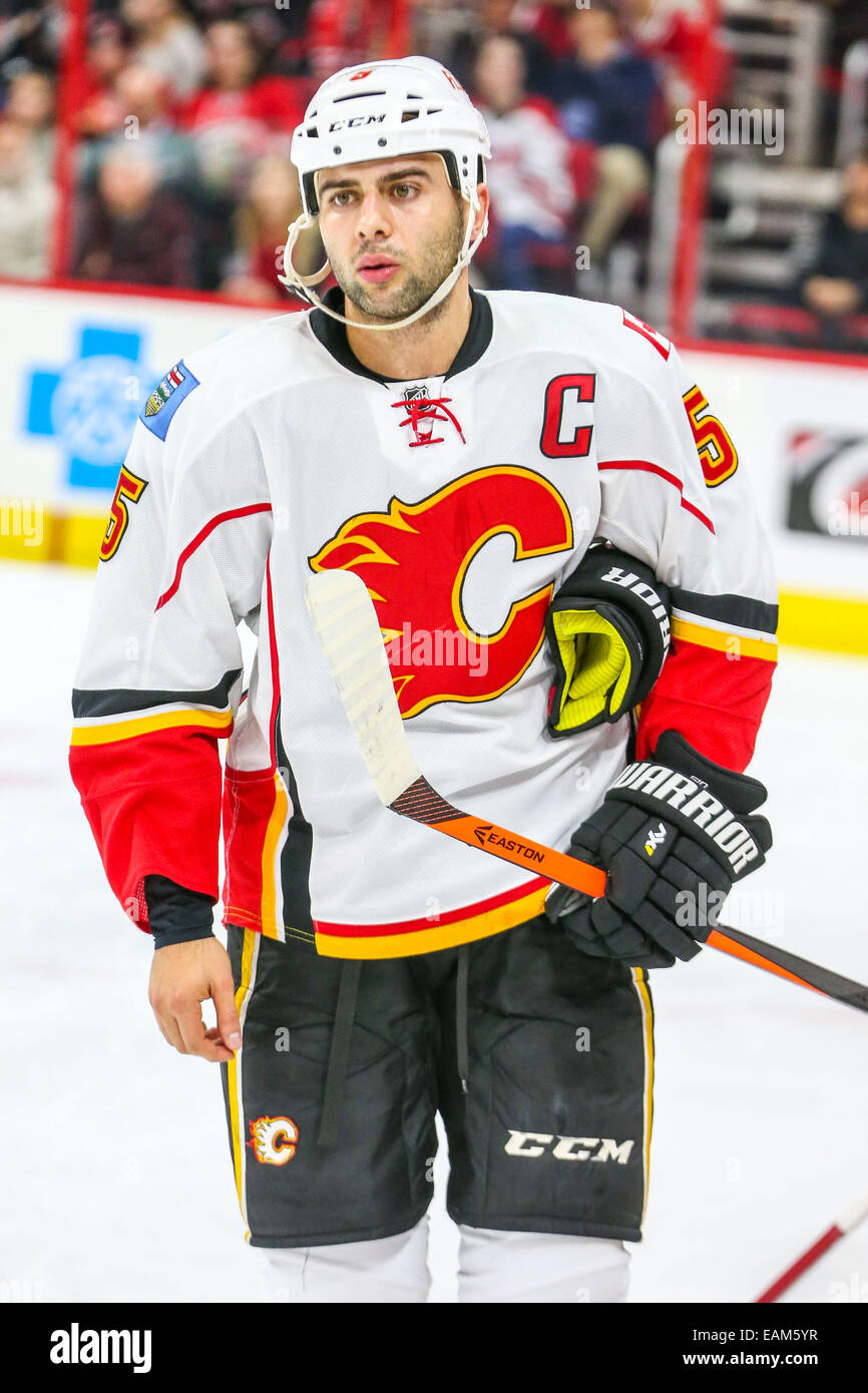 Mark giordano hi-res stock photography and images - Alamy