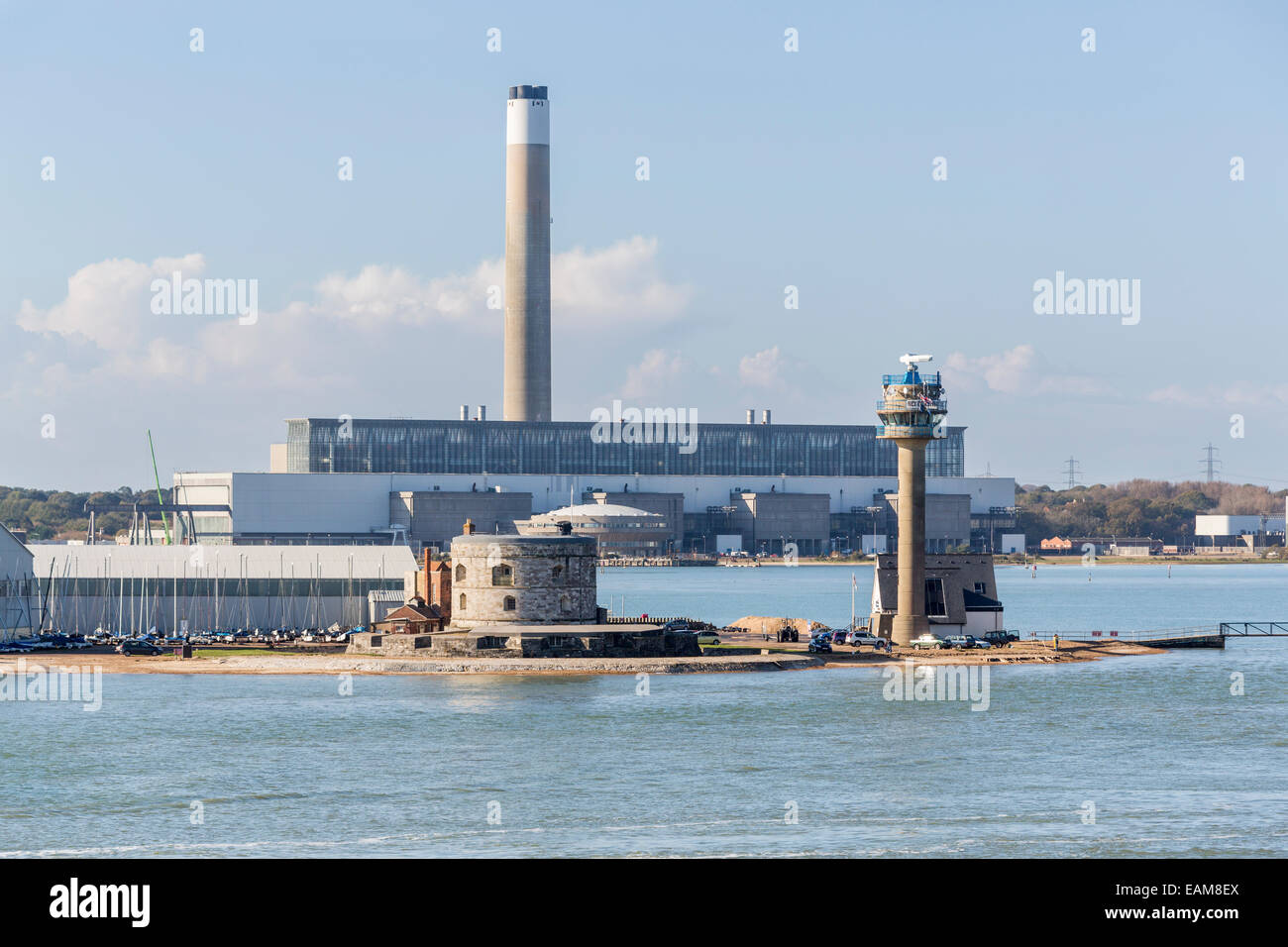 Calshot Castle on Calshot Spit, an historic Henry VIII Device Fort, on ...