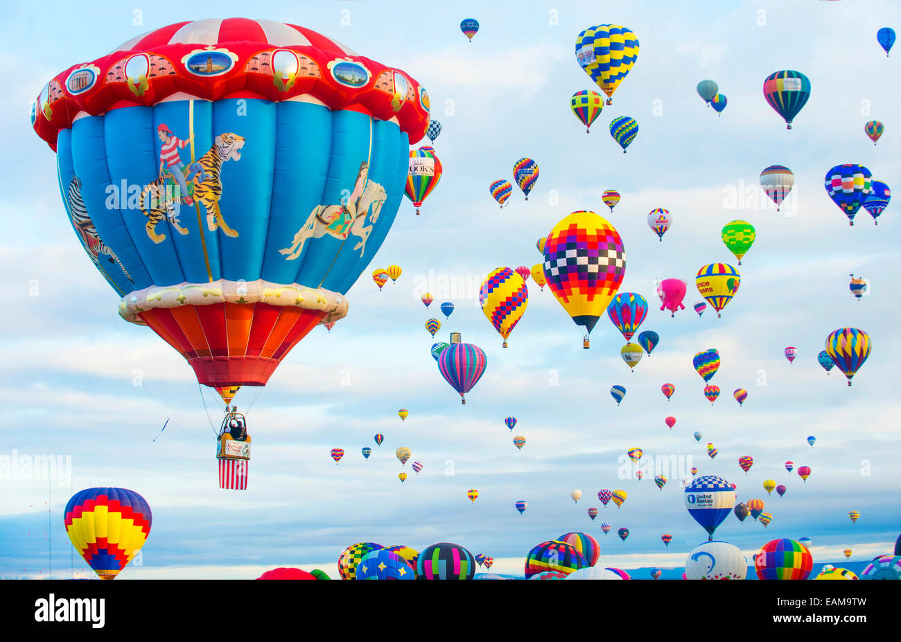 Balloon fiesta albuquerque hi-res stock photography and images - Alamy