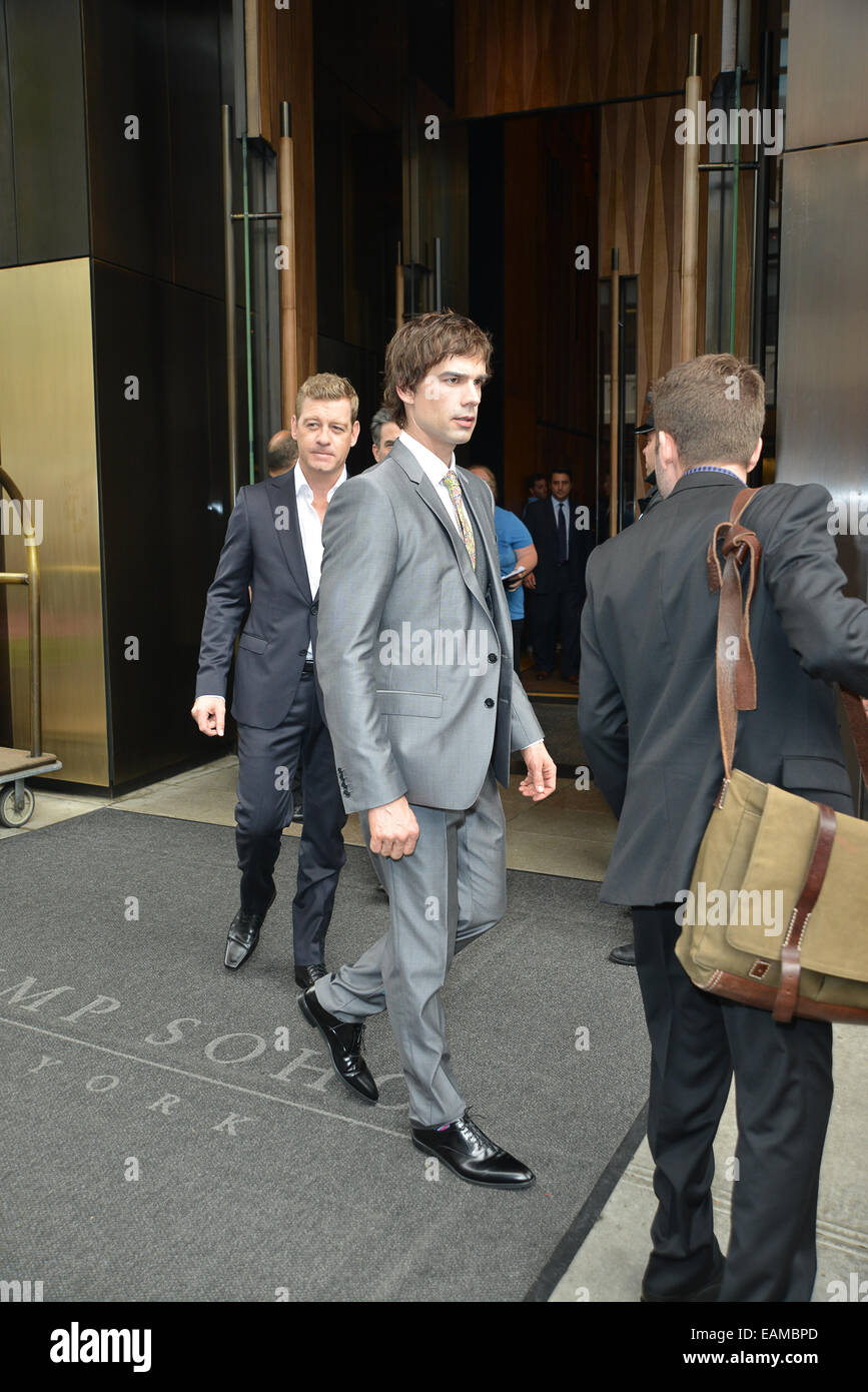 New York Candids Featuring: Chris Gorham Where: Manhattan, New York ...