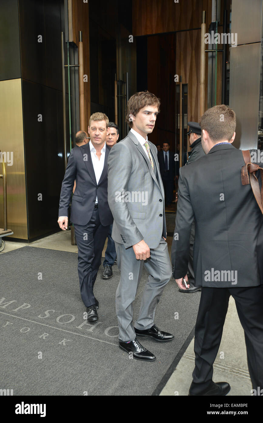 New York Candids Featuring: Chris Gorham Where: Manhattan, New York ...