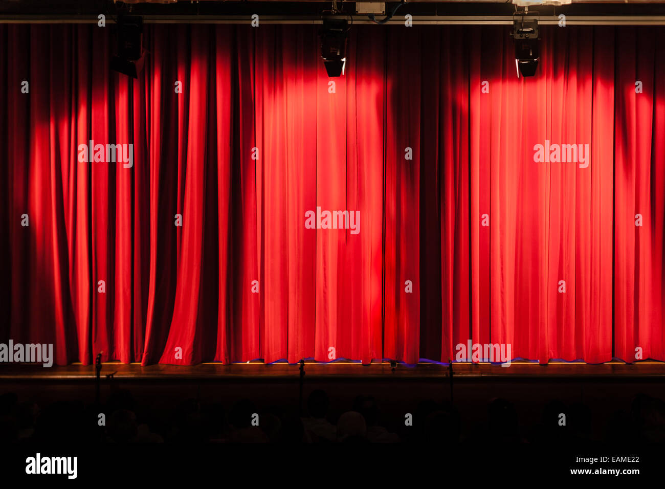 Stage curtain hi-res stock photography and images - Alamy