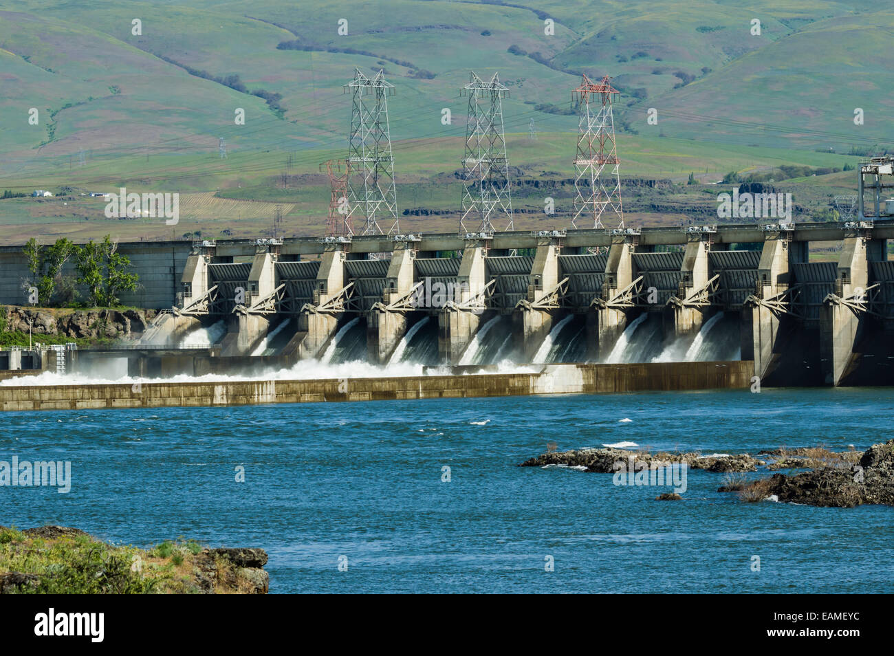Gates raised on The Dalles Dam to allow water to flow. The Dalles ...