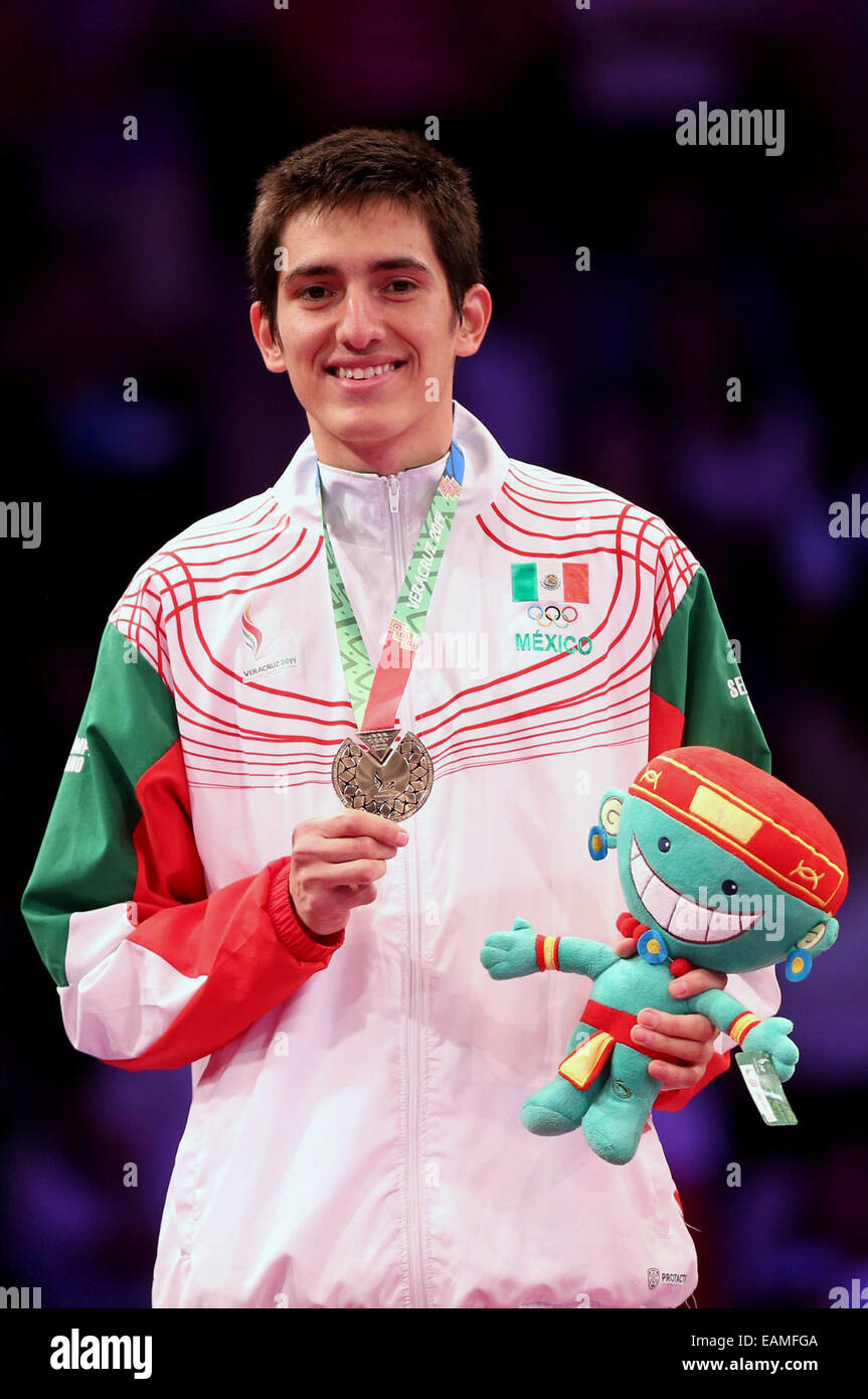 Veracruz, Mexico. 17th Nov, 2014. Mexico's Saul Gutierrez poses on the ...