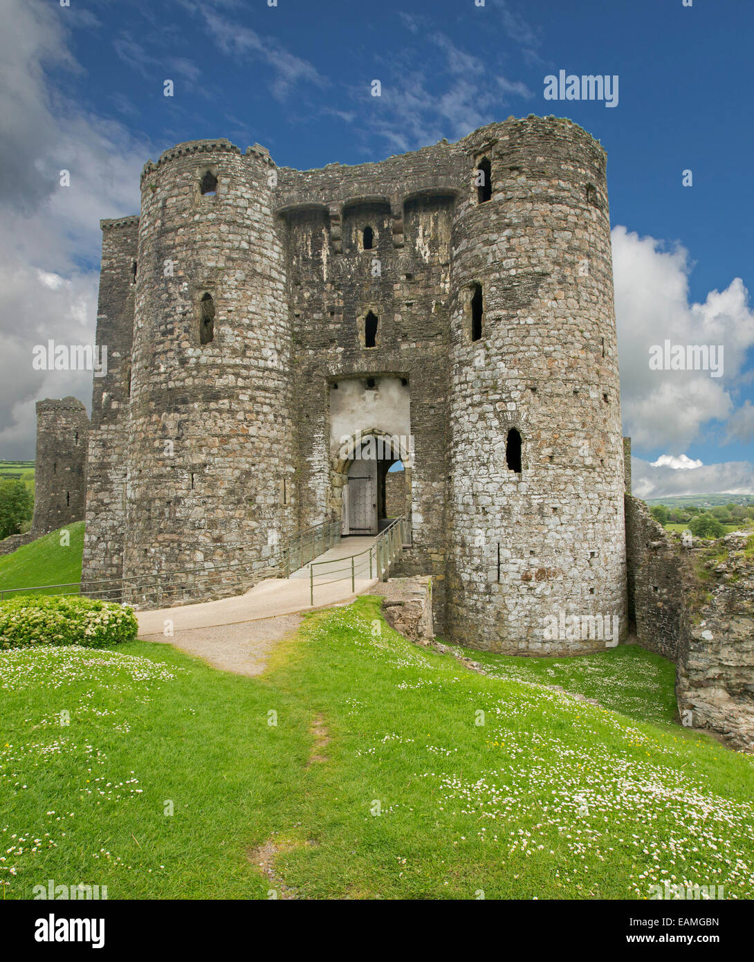 Norman 13th century castle hi-res stock photography and images - Alamy