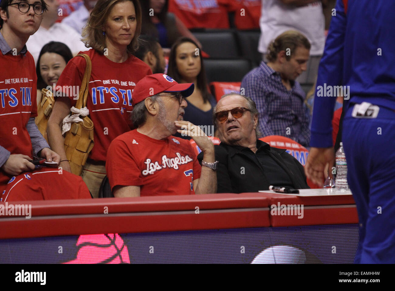 Celebrities courtside at the Los Angeles Clippers NBA basketball game ...
