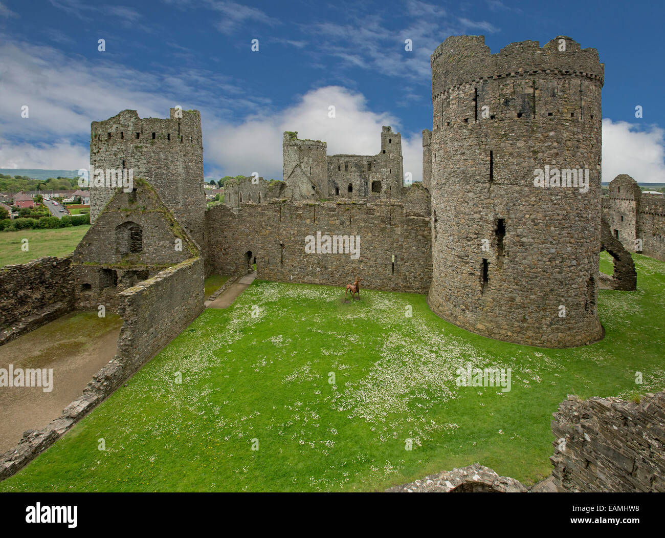 Kidwelly Tower And Wall High Resolution Stock Photography and Images ...
