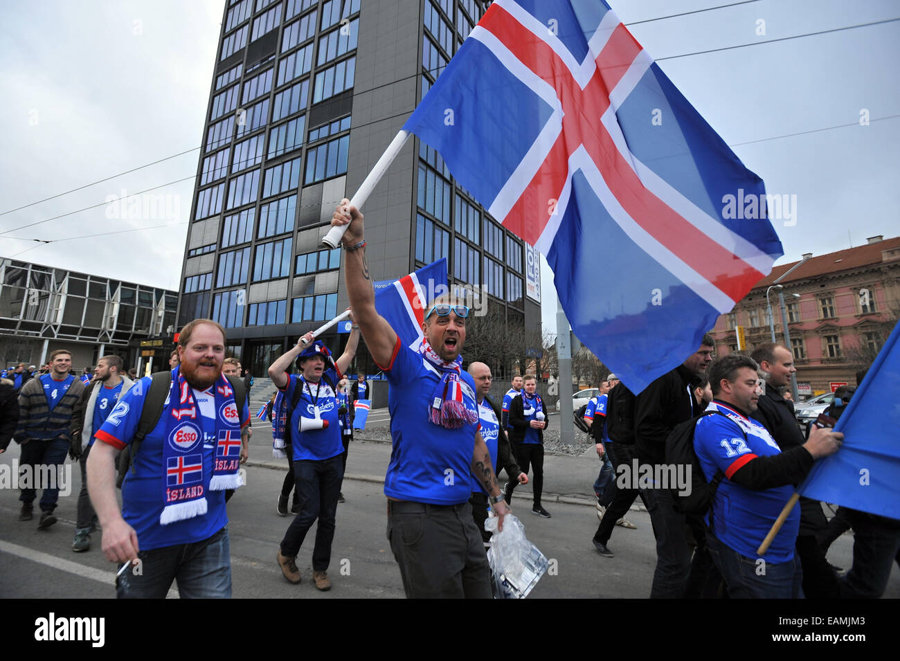 Icelandic fans hi-res stock photography and images - Alamy
