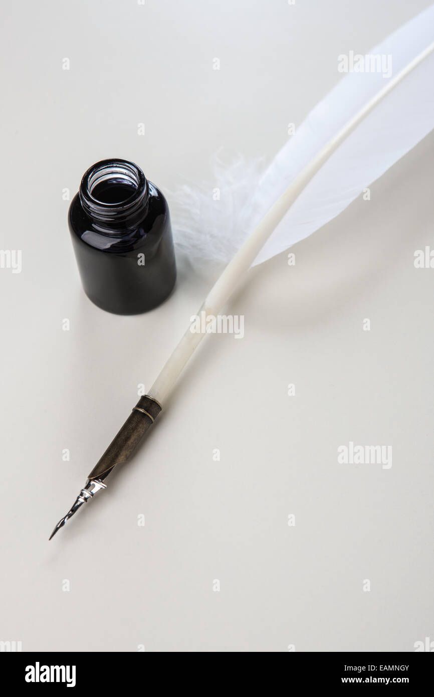 Angle quill hi-res stock photography and images - Alamy