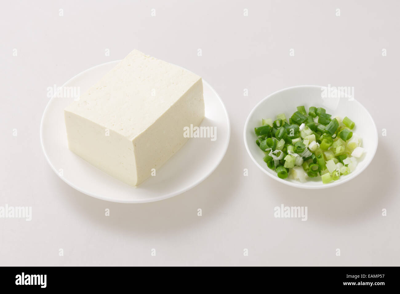 Spring Onions stir ingredients of tofu Stock Photo - Alamy
