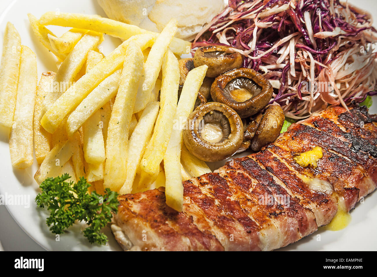 Lunch plate hi-res stock photography and images - Alamy
