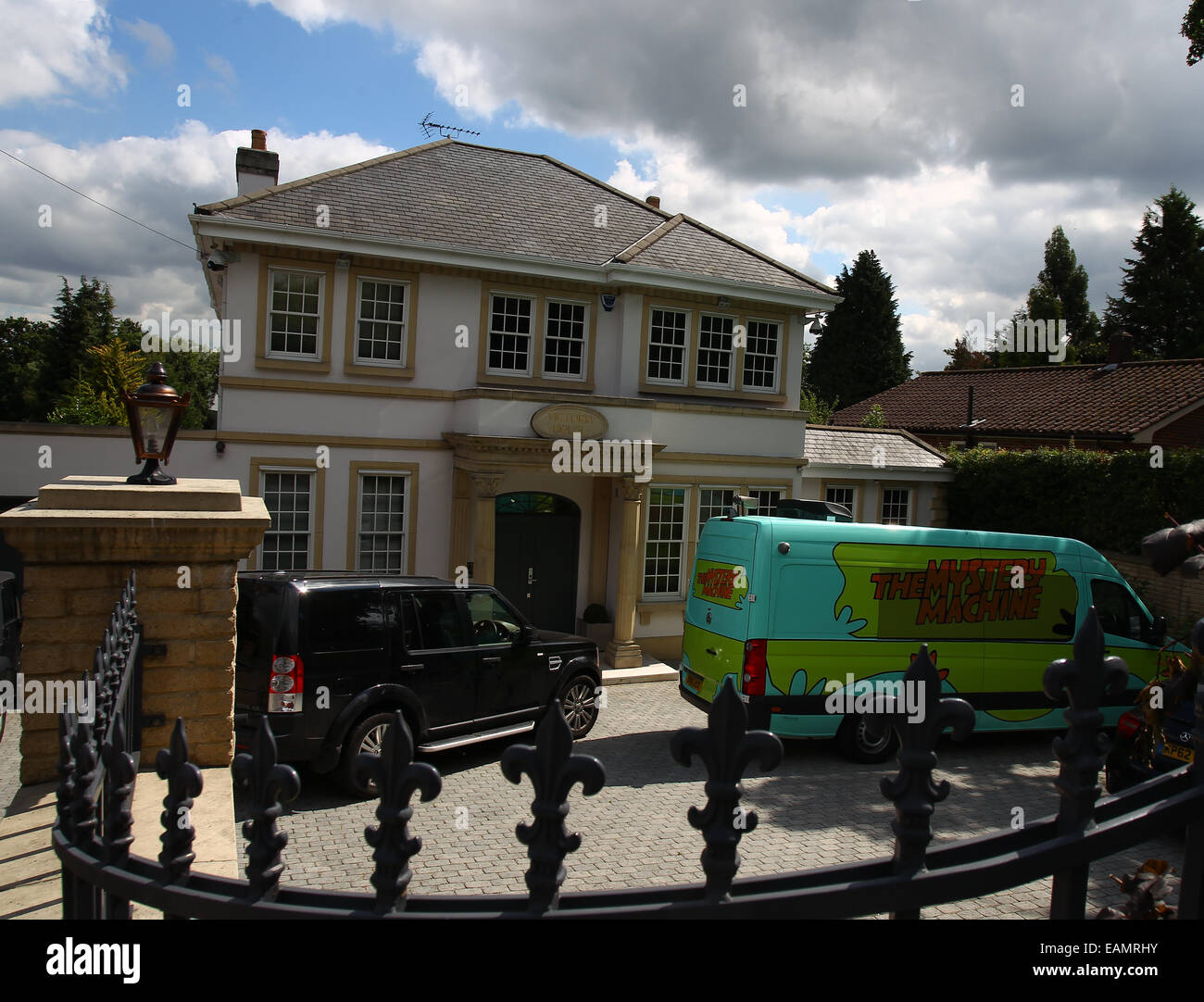 One Direction homes London Featuring: Louis Tomlinson Where: London ...