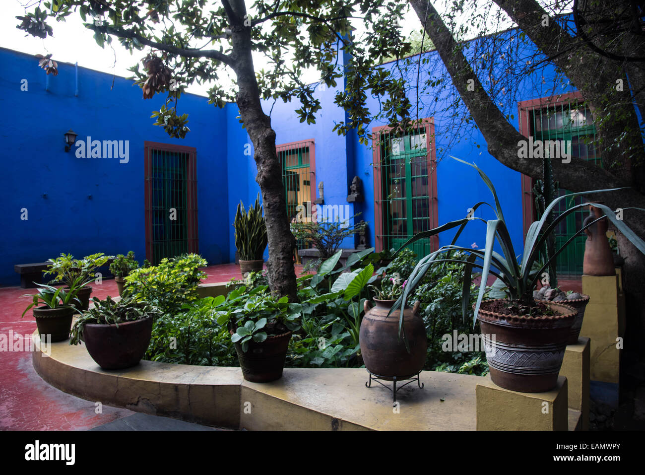 Frida kahlo museum mexico city hi-res stock photography and images - Alamy