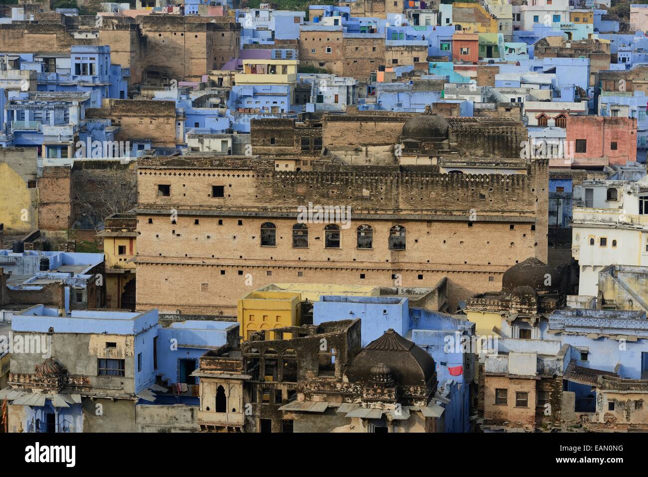 India, Rajasthan, Mewar, Bundi, old district with blue houses Stock ...