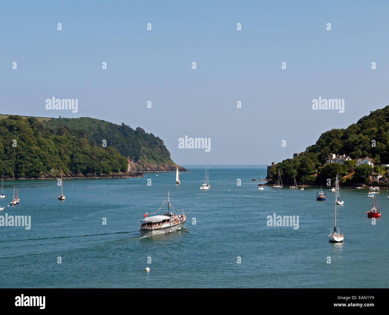 The Dramatic River Dart Estuary, Dartmouth, South Devon, England Stock ...