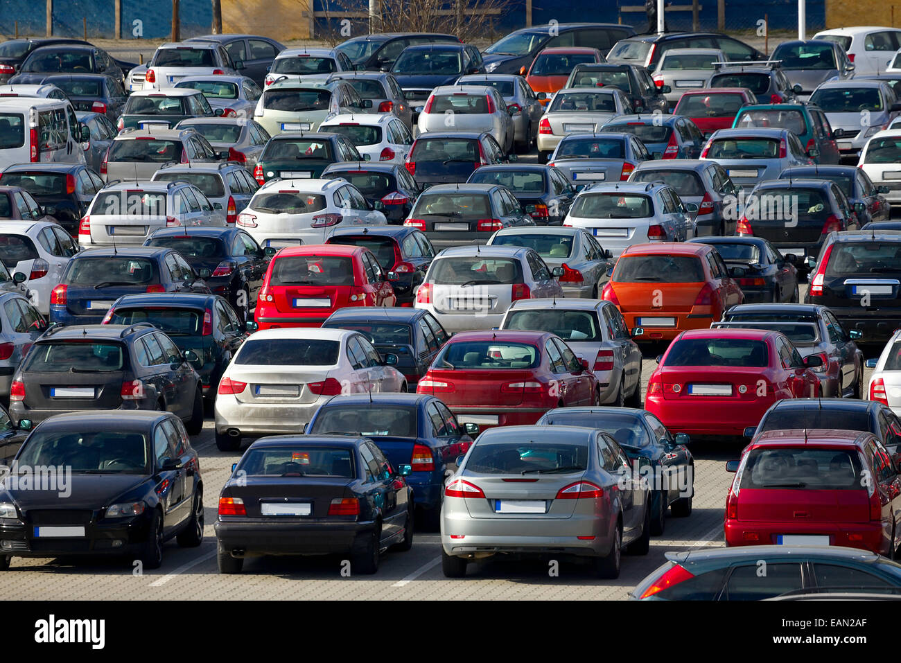 Crowded Car Park Parking Lot Stock Photos & Crowded Car Park Parking ...
