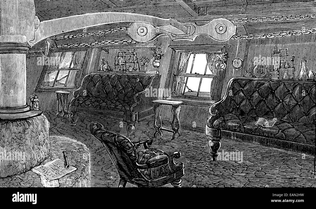 Ship captain cabin hi-res stock photography and images - Alamy