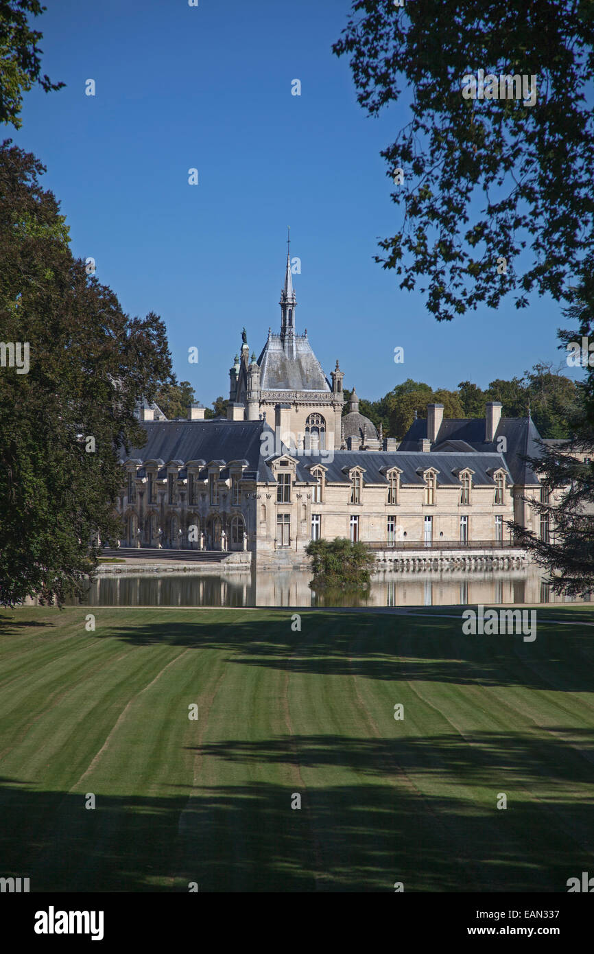 The Château de Chantilly Stock Photo - Alamy
