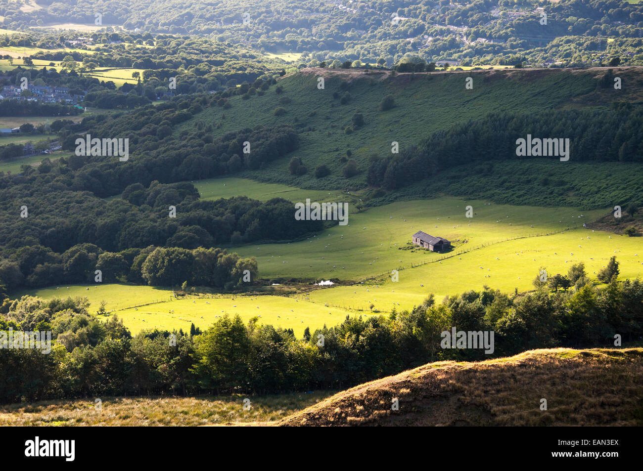 Landscape hills fields green hi-res stock photography and images - Alamy