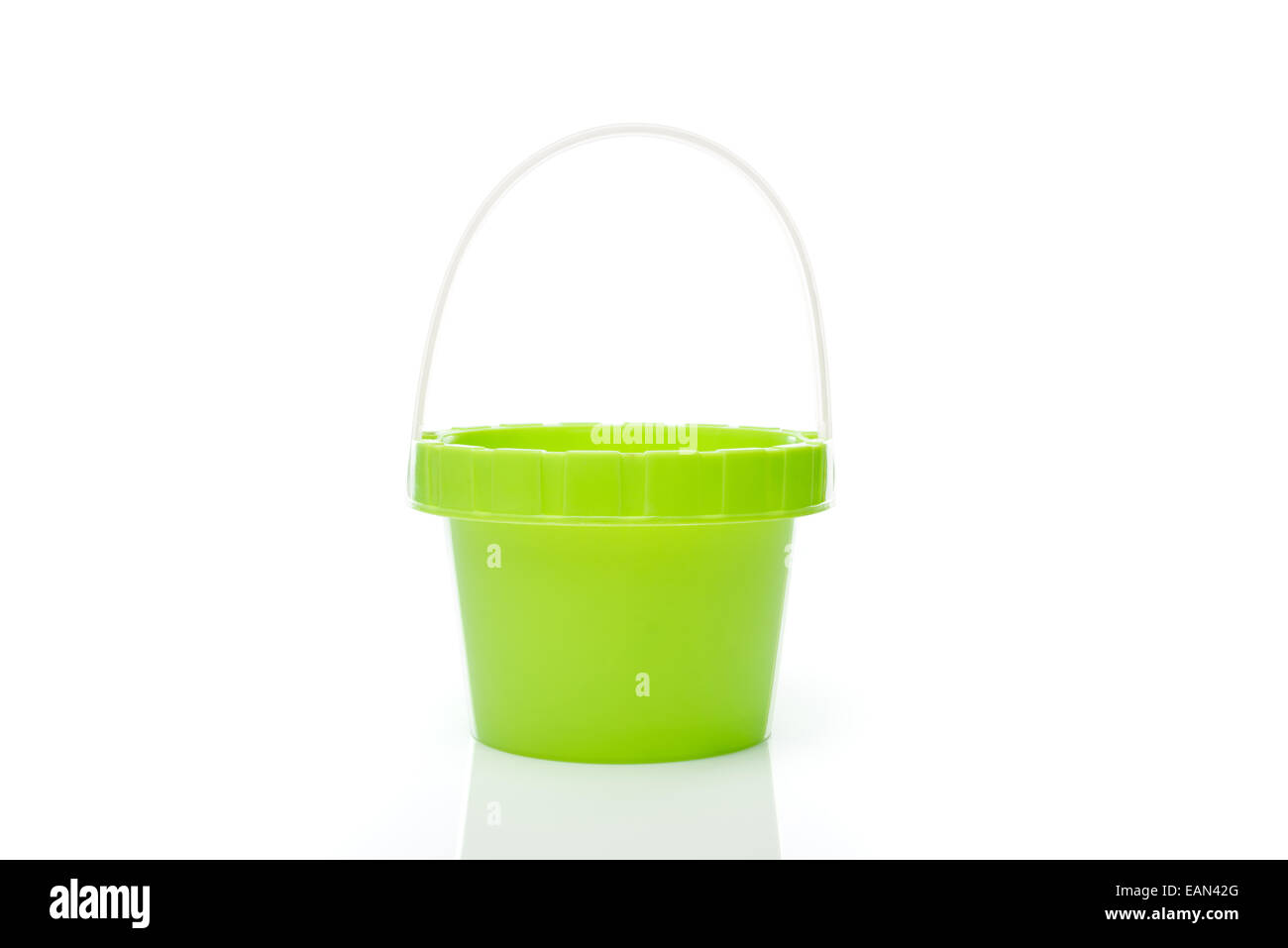 Green bucket hi-res stock photography and images - Alamy