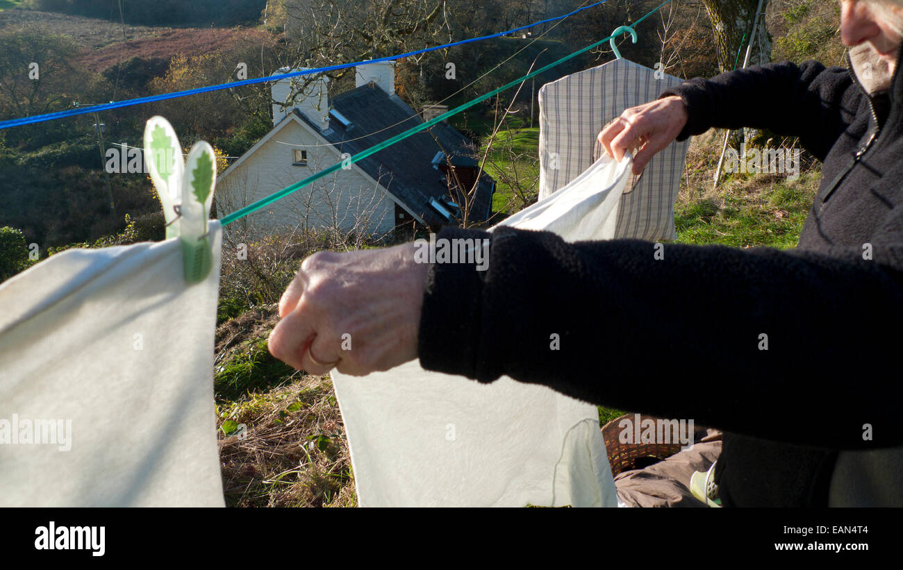 Hang hanging out washing hi-res stock photography and images - Alamy