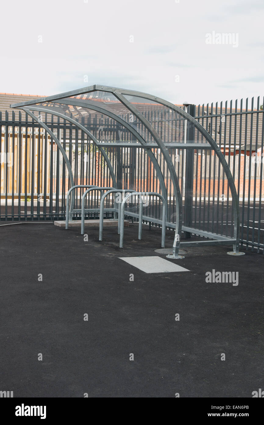 Bicycle racks hi-res stock photography and images - Alamy