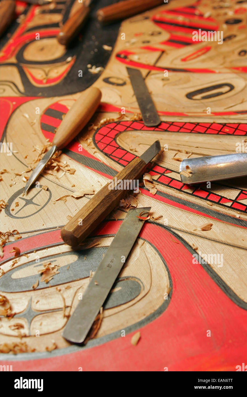 Artwork carving hi-res stock photography and images - Alamy