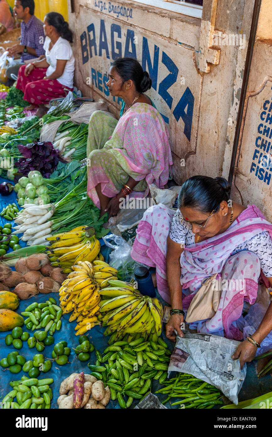 Fruit and Vegetable Market, Calangute, Goa, India Stock Photo - Alamy