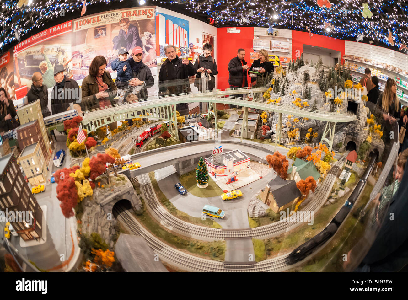Visitors to the New York City Transit Museum in Grand Central Terminal ...