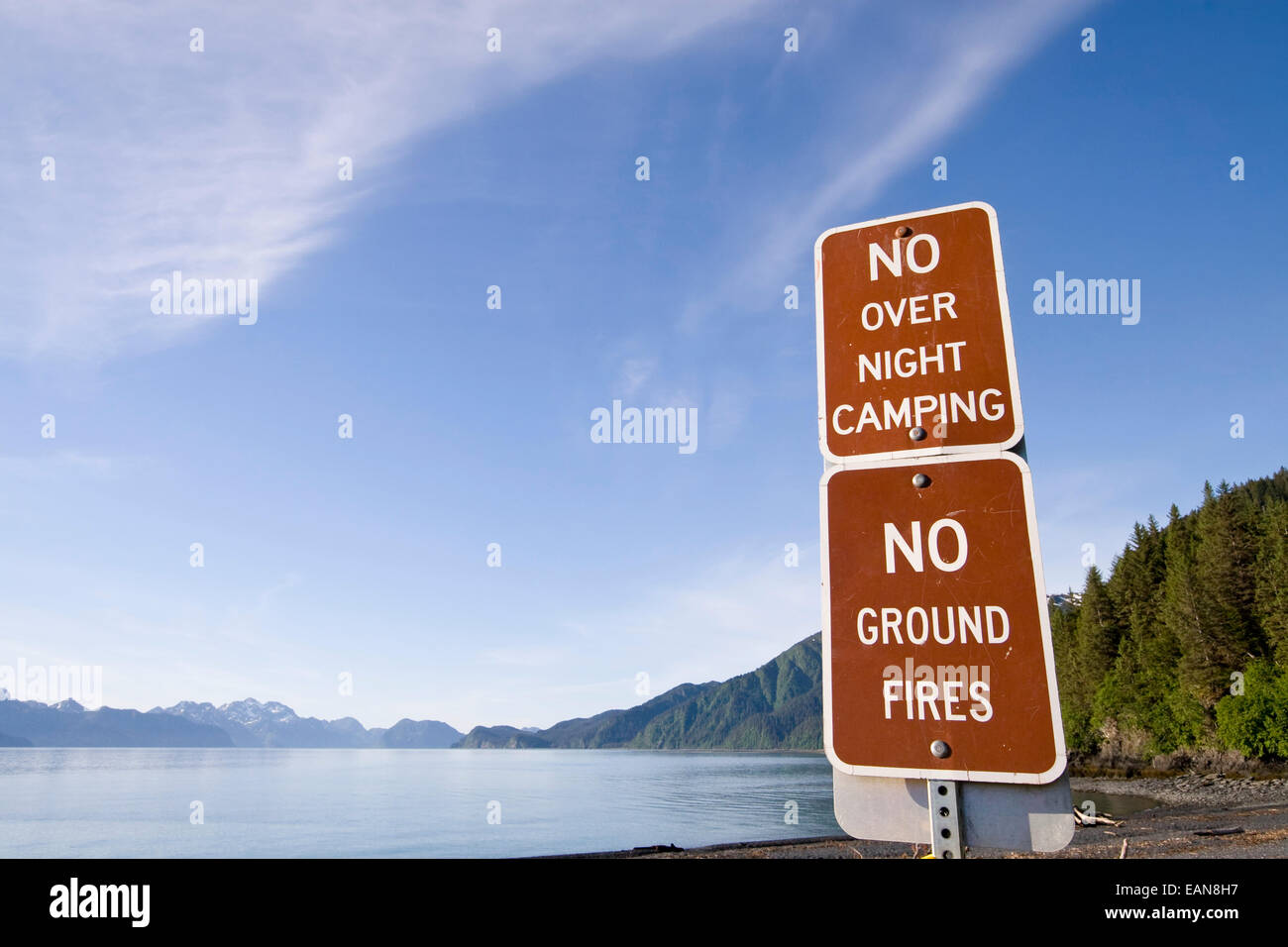 Campfire warning hi-res stock photography and images - Alamy