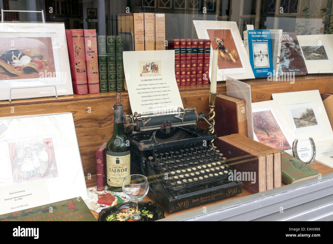 Old word processor hi-res stock photography and images - Alamy