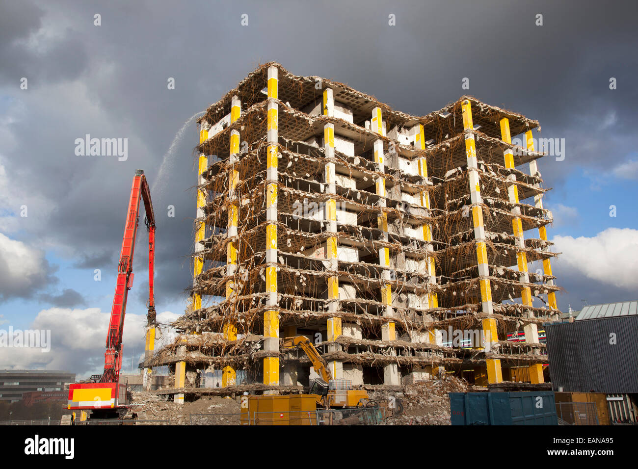 broken down large building during demolition Stock Photo - Alamy