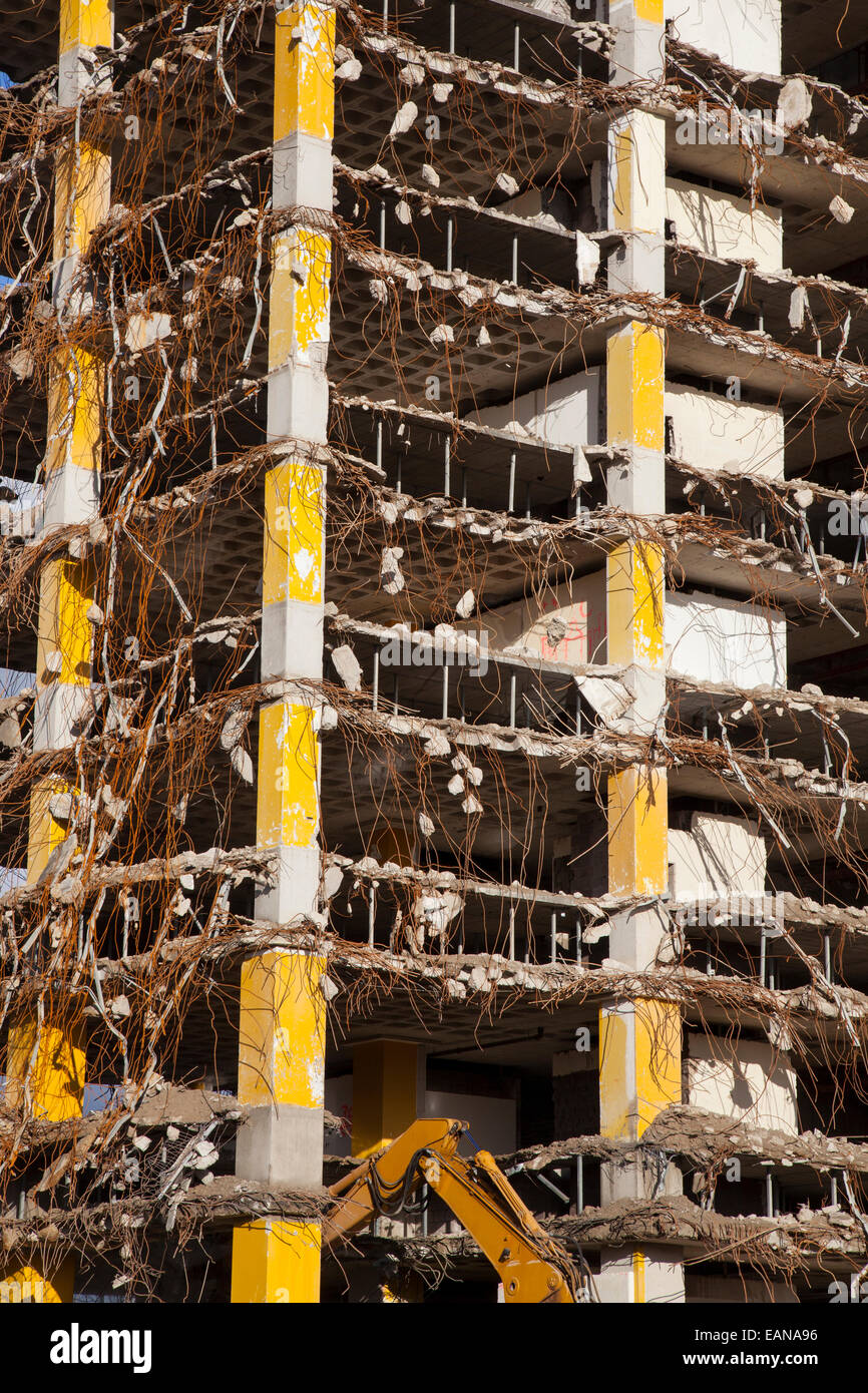 broken down large building during demolition Stock Photo - Alamy