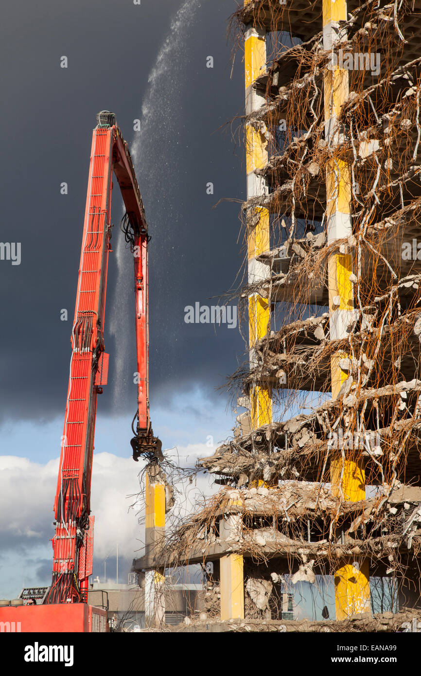 broken down large building during demolition Stock Photo - Alamy