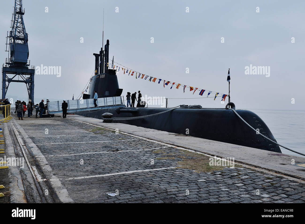 Thessaloniki, Greece. 26th Oct, 2013. The Hellenic Navy S120 ...
