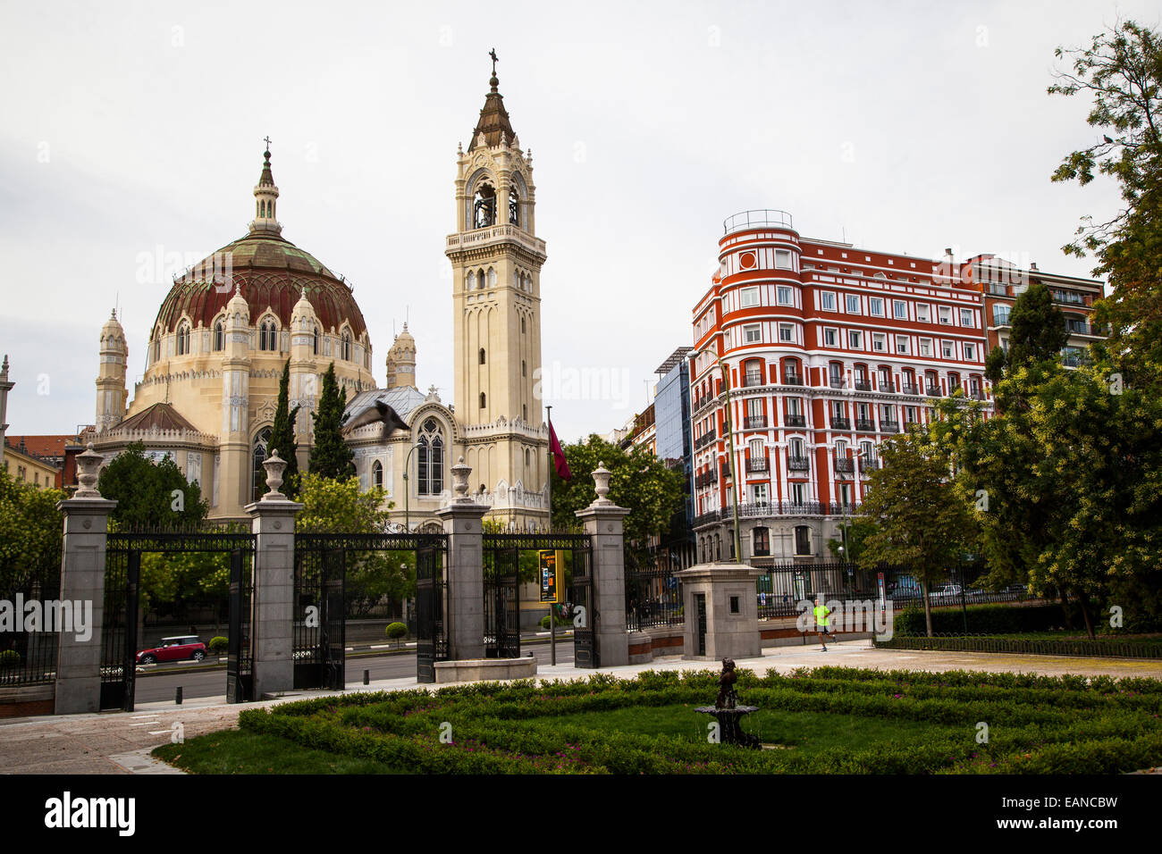 Ordinary buildings hi-res stock photography and images - Alamy