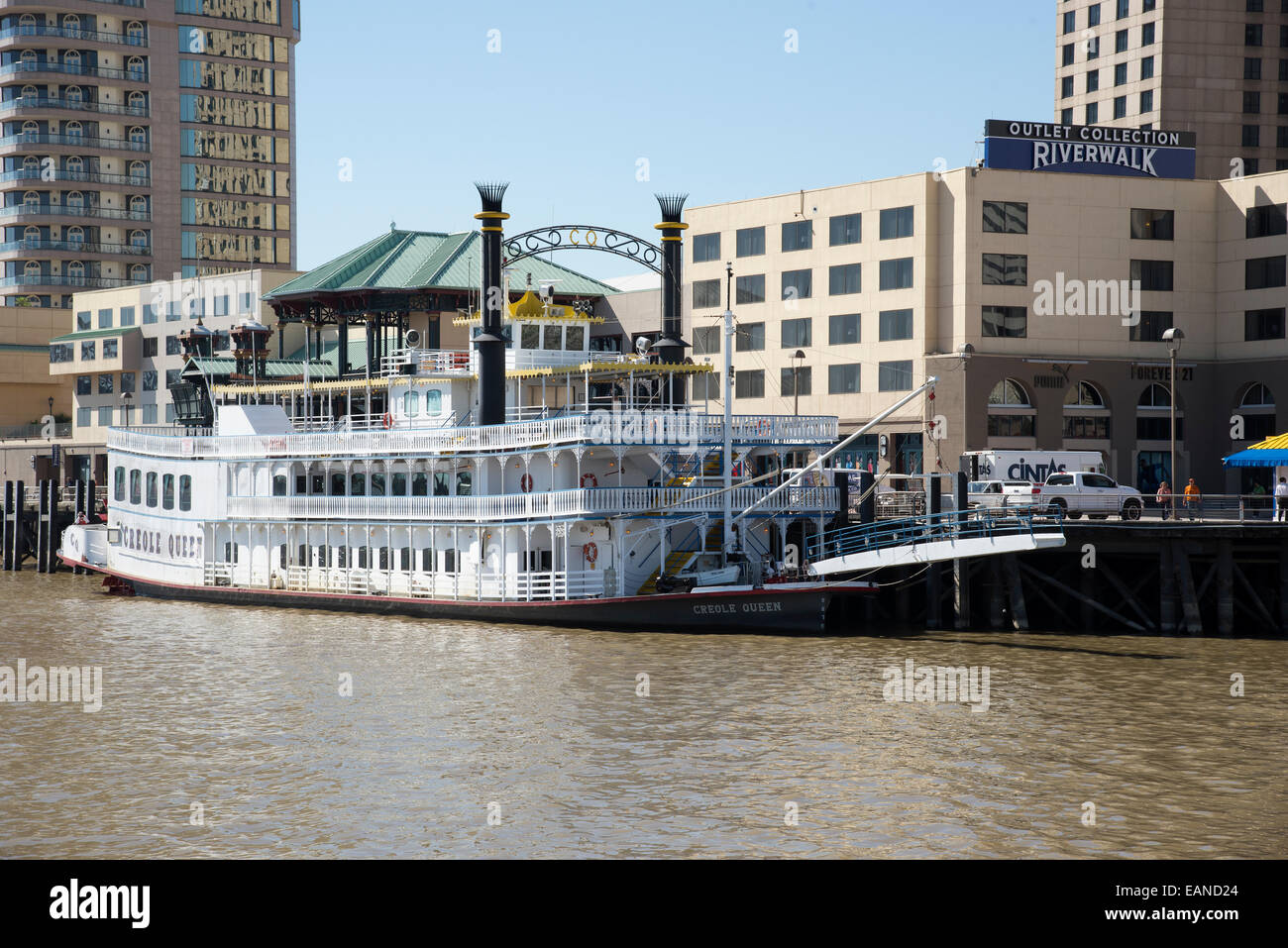 Creole Queen riverboat on the Mississippi River Riverwalk New Orleans ...