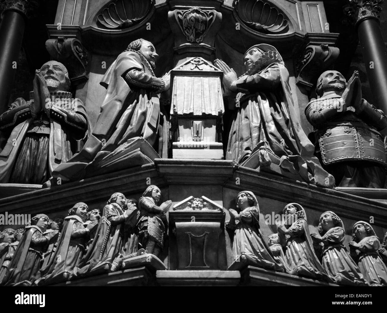England carving Black and White Stock Photos & Images - Alamy
