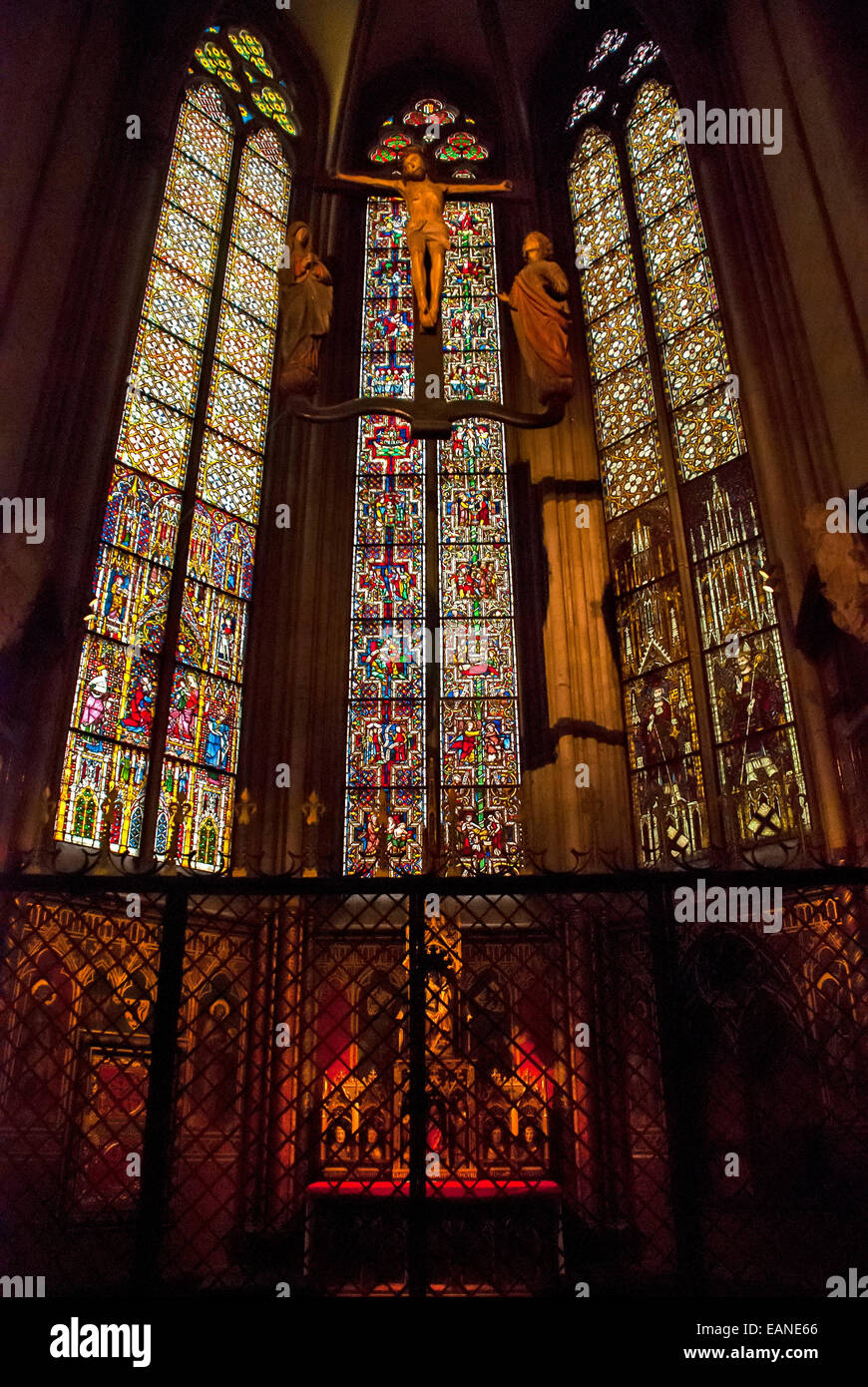 Christ crucified hi-res stock photography and images - Alamy