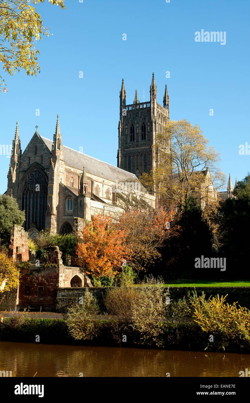 River severn worcester cathedral hi-res stock photography and images ...