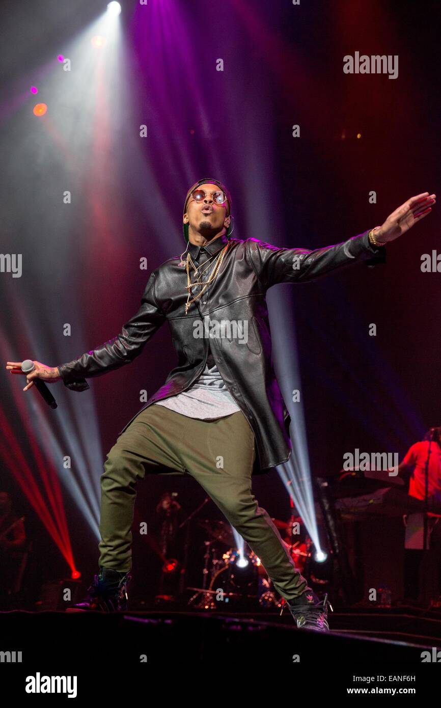 Chicago, Illinois, USA. 17th Nov, 2014. Rapper AUGUST ALSINA performs ...