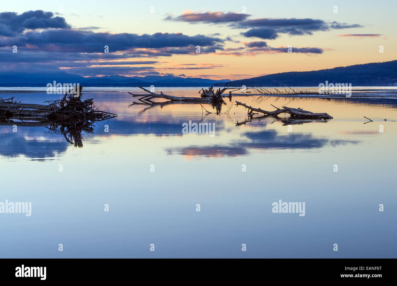 Fall Sunrise Lake Champlain beach Stock Photo - Alamy