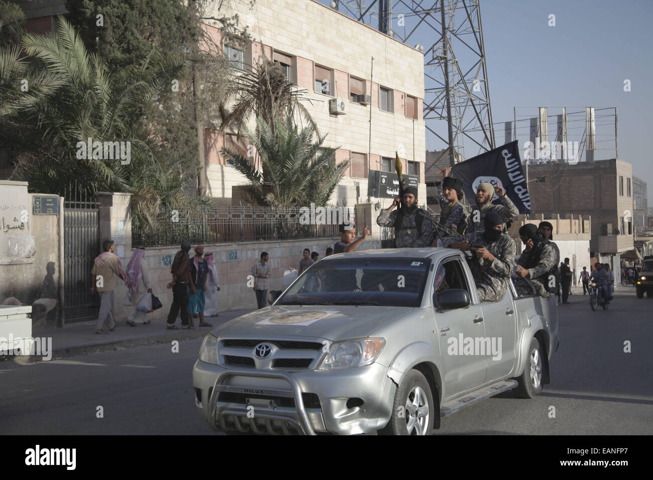 Raqqa street hi-res stock photography and images - Alamy