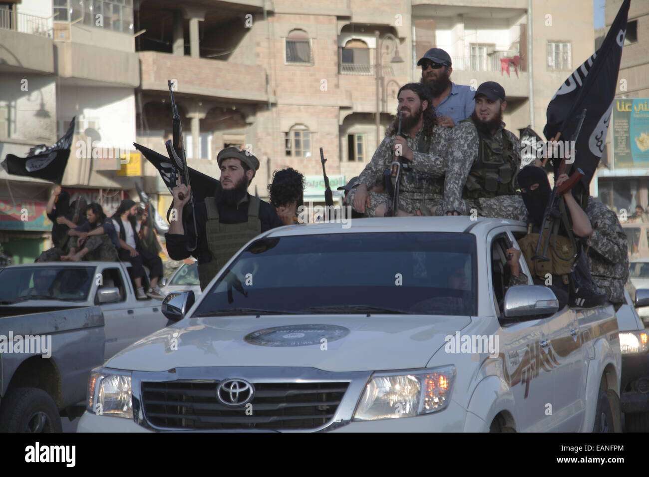 Raqqa street hi-res stock photography and images - Alamy