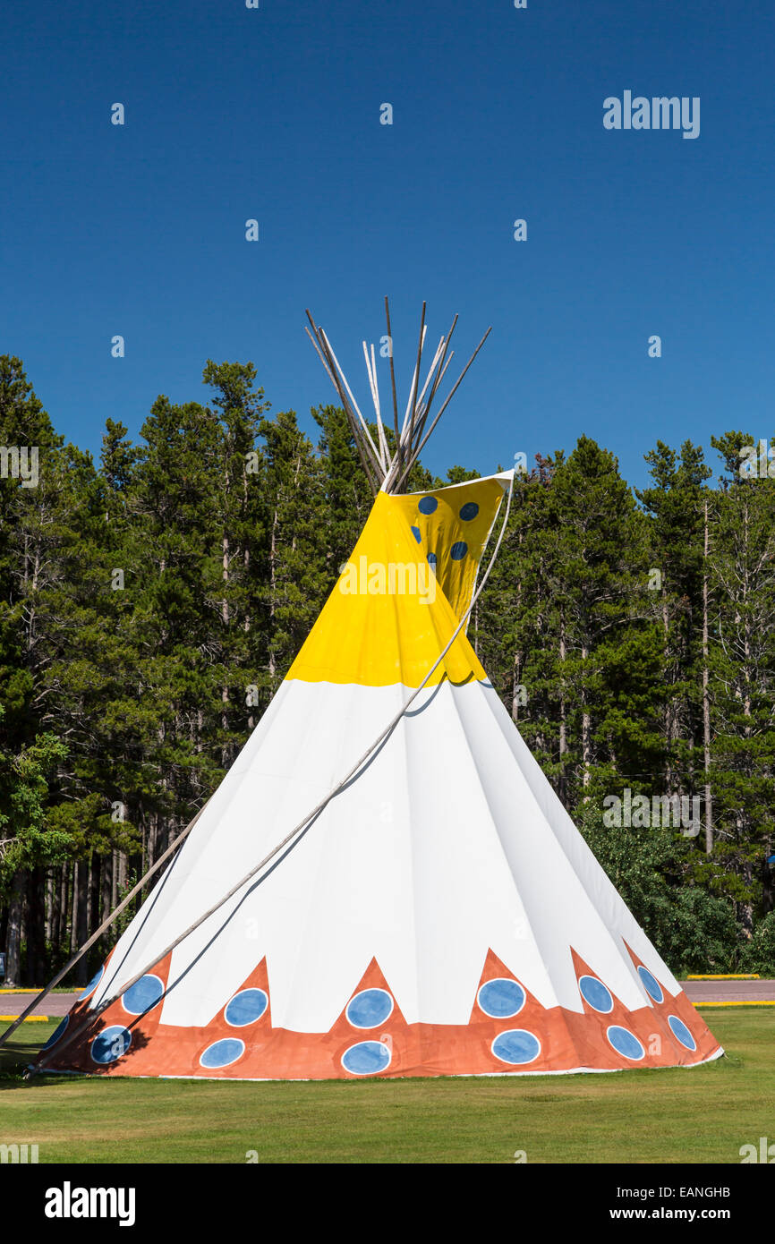A native aboriginal tee pee at the Glacier Park Lodge in East Glacier ...