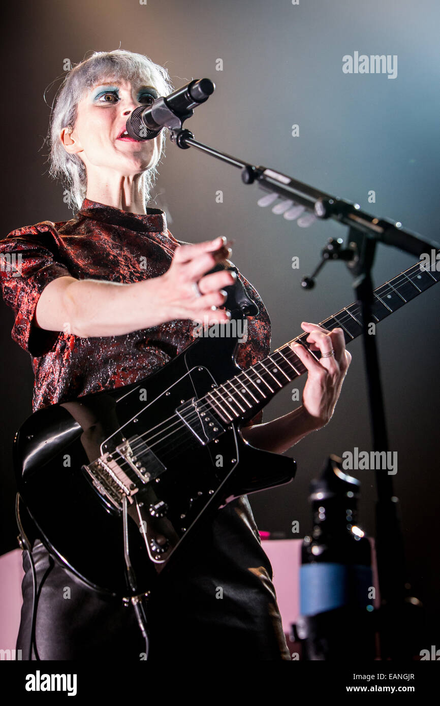 St vincent singer hi-res stock photography and images - Alamy