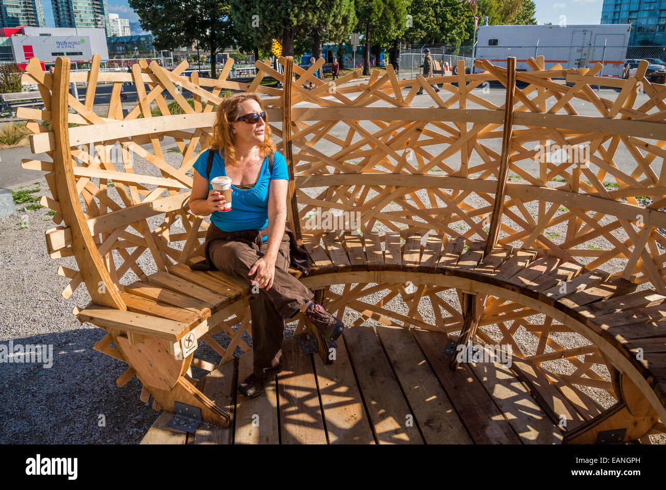 Enclosed bench hi-res stock photography and images - Alamy