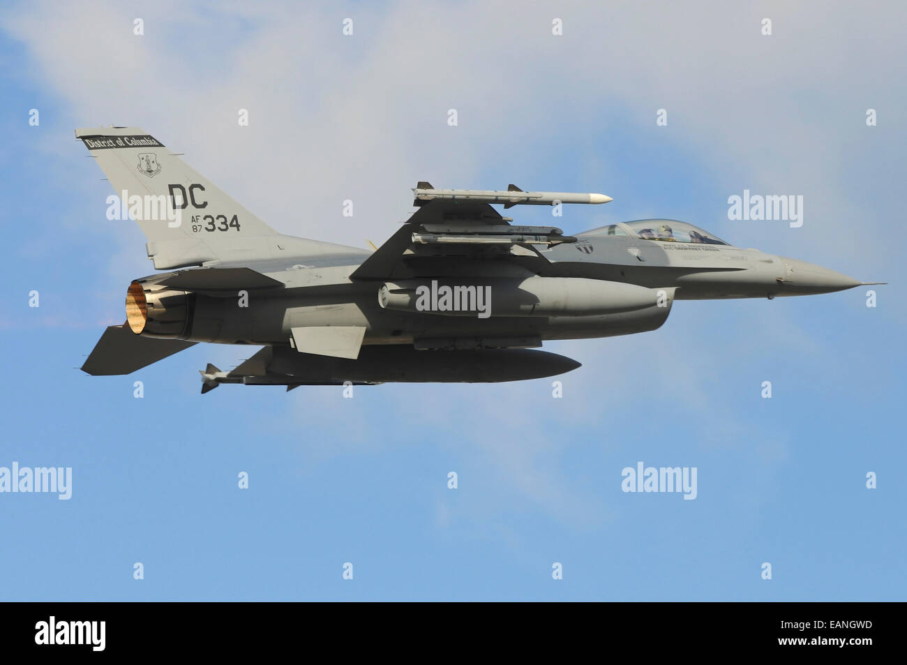 U.S. Air Force F-16C from the 113th Wing District of Columbia Air ...