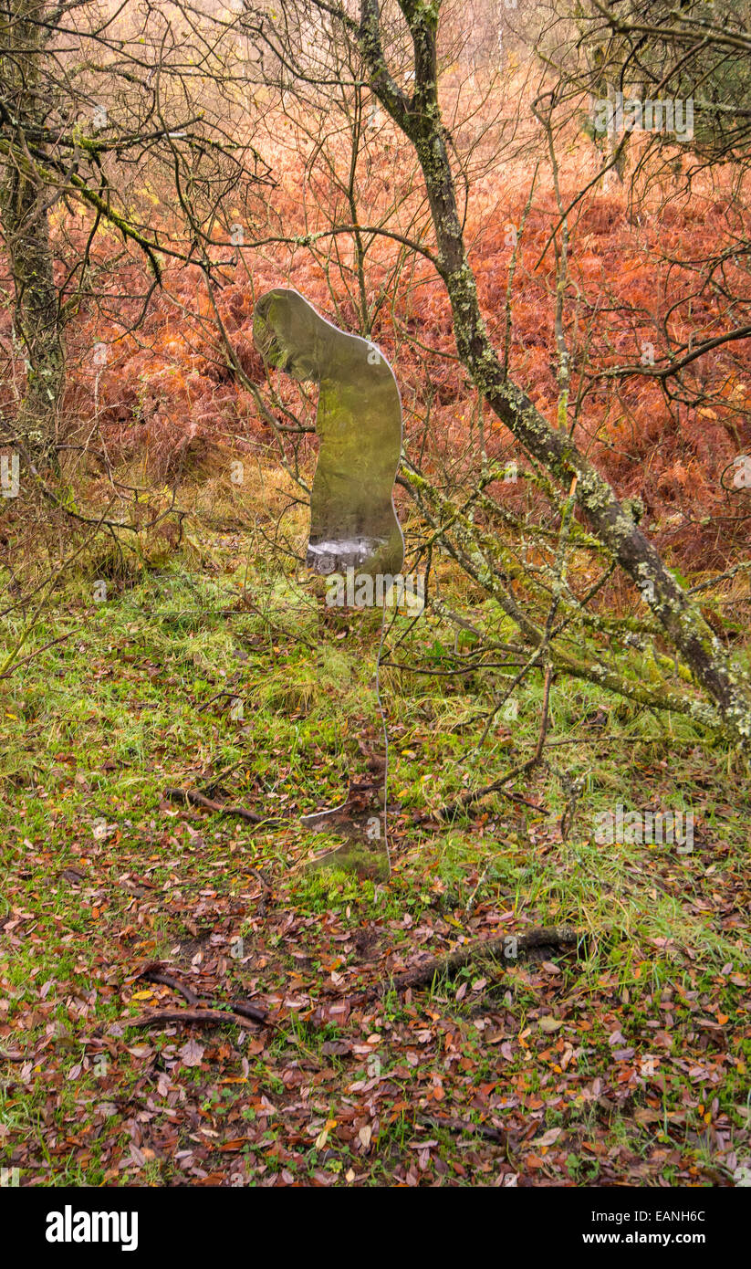 Mirror man hi-res stock photography and images - Alamy